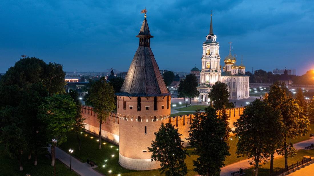 "Основа основ" (сл. А. Анкин, муз. В. Буталова) исполняет дуэт "Крапива"