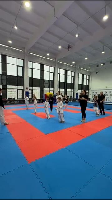 Совместная тренировка родителей и детей (WKF) "Samurai" - Karate-Samurai.ru