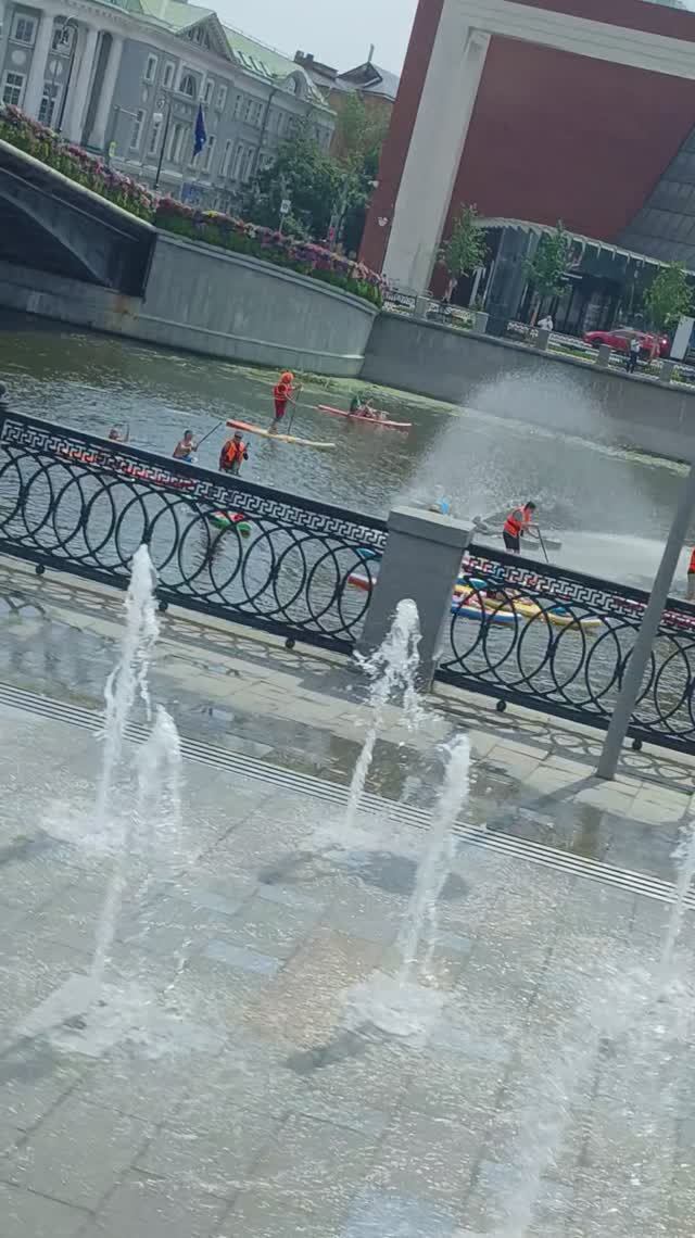 ПАРАД НА САПБОРДАХ