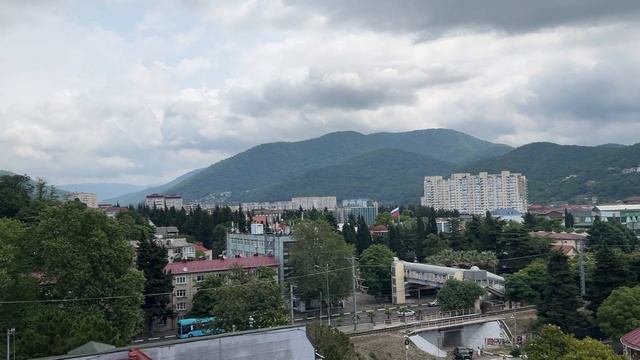 Лазаревская. Колесо обозрения и арка, а также самые интересные места.