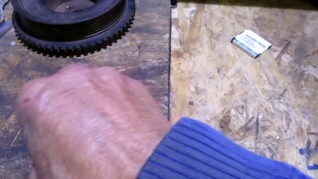 Не заводится ВАЗ 2115, вроде все нормально. Однако  шпонка  покинула свой паз.