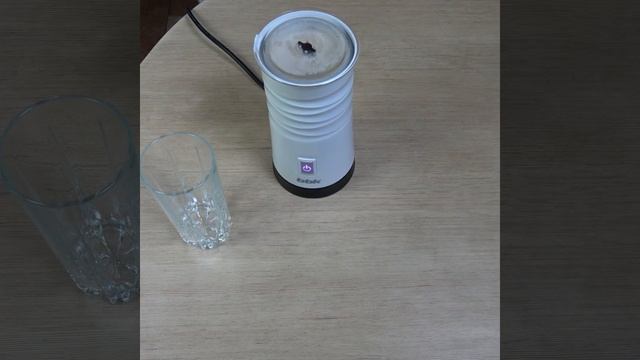 Раф в капучинаторе BBK BMF025