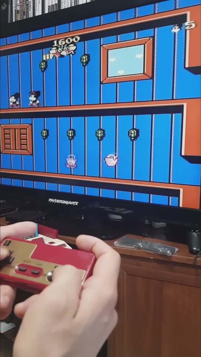 Неуязвимая Мини Маус на денди сильнее Мики Мауса #shorts #dendy #денди #nes #sega #8bit #retro