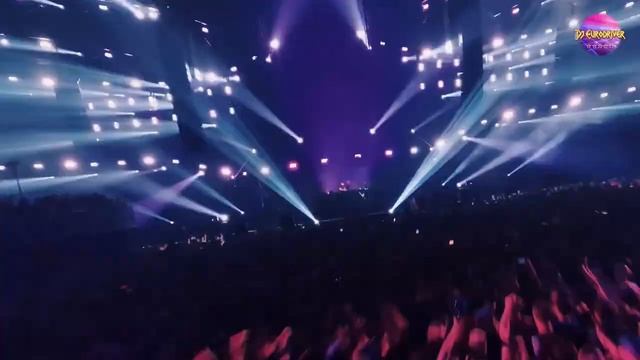 Dj Ramezz & Amina -Touche the sky (New Eurodance 2025)