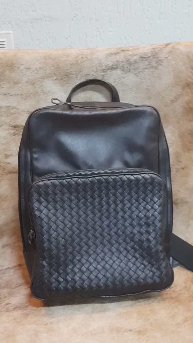Обновление рюкзака Bottega Veneta