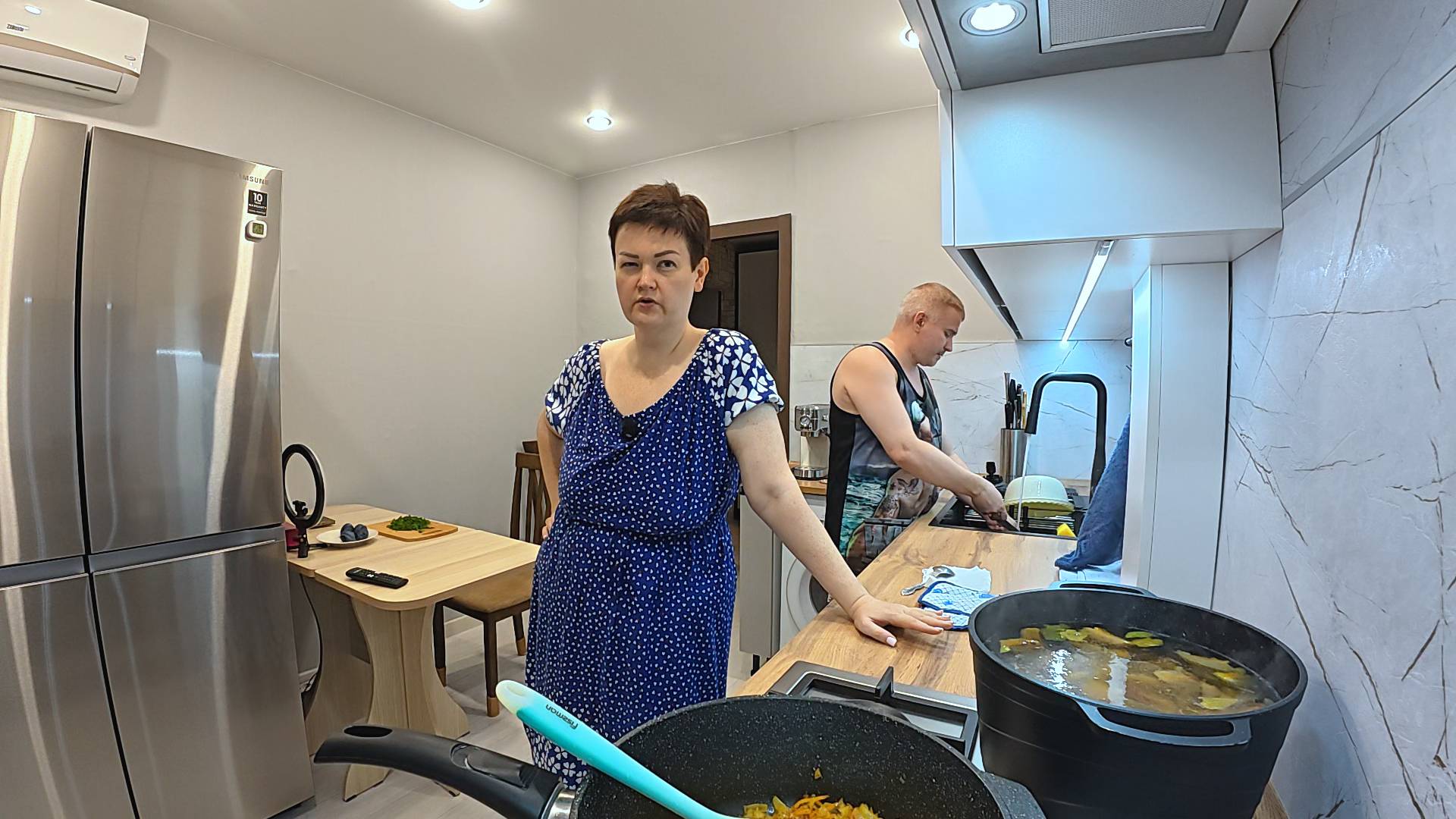 На НЕРВАХ довариваем суп! Нас СГЛАЗИЛИ? Думаем что делать ДАЛЬШЕ с кухней! Нашли СУПЕР штучки! Влог