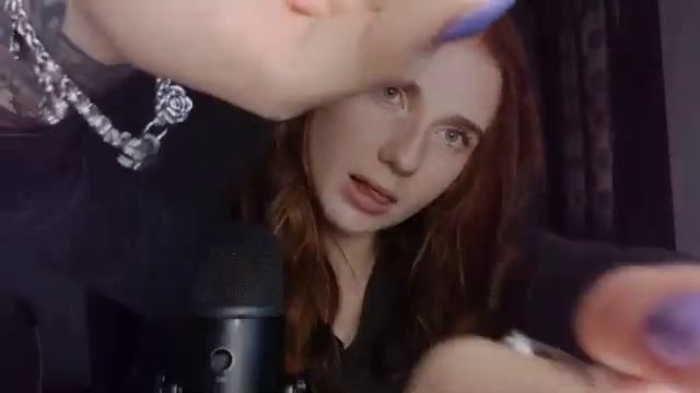 АСМР звуки 👄 рта.Мокрый пальчик.Визуальные тригеры.