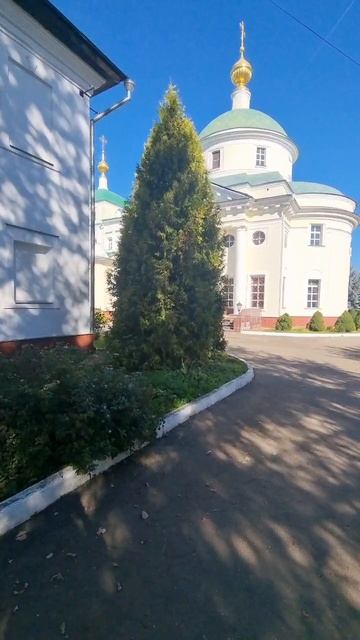 Территория Екатерининского мужского монастыря в г. Видное
