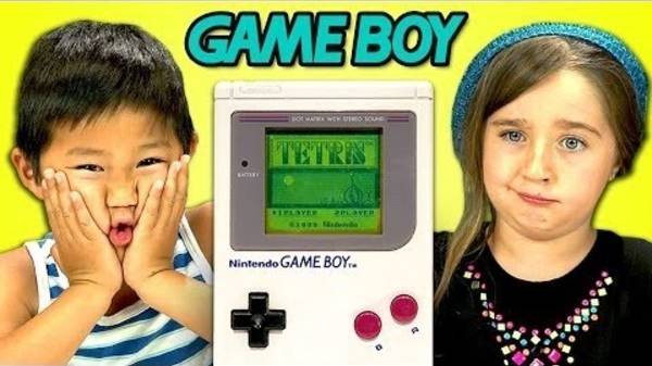 Реакция Американских Детей-Зумеров на Game Boy (Русская Озвучка) [Rus Vo]