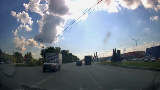 Поездка по улицам Тюмени с Логунова на Тульскую и в посёлок Боровский