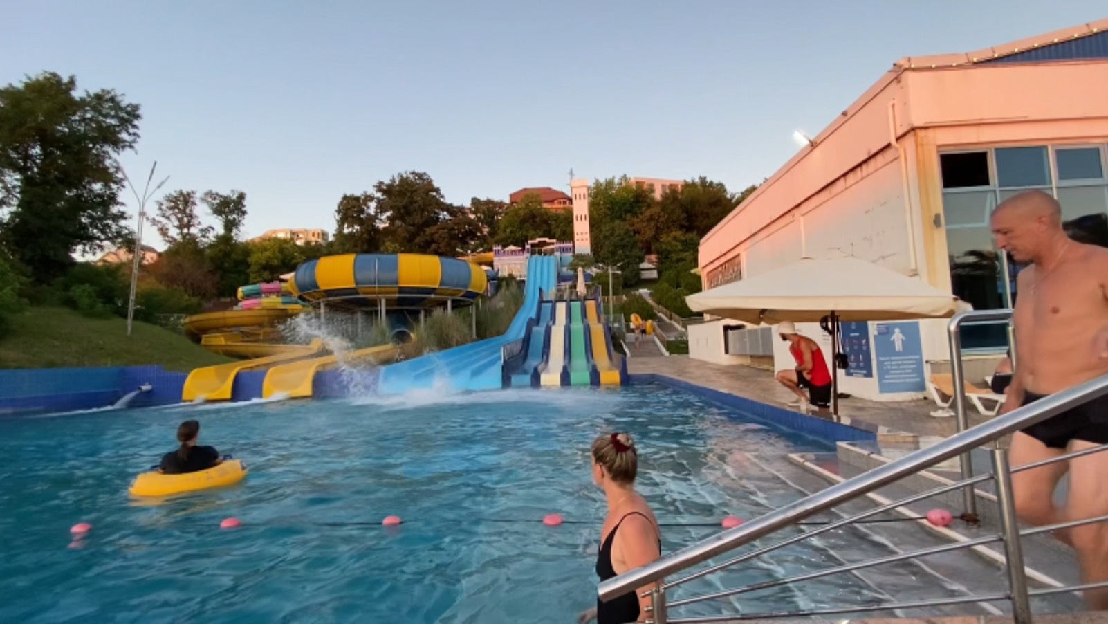 Аквапарк АкваЛоо.