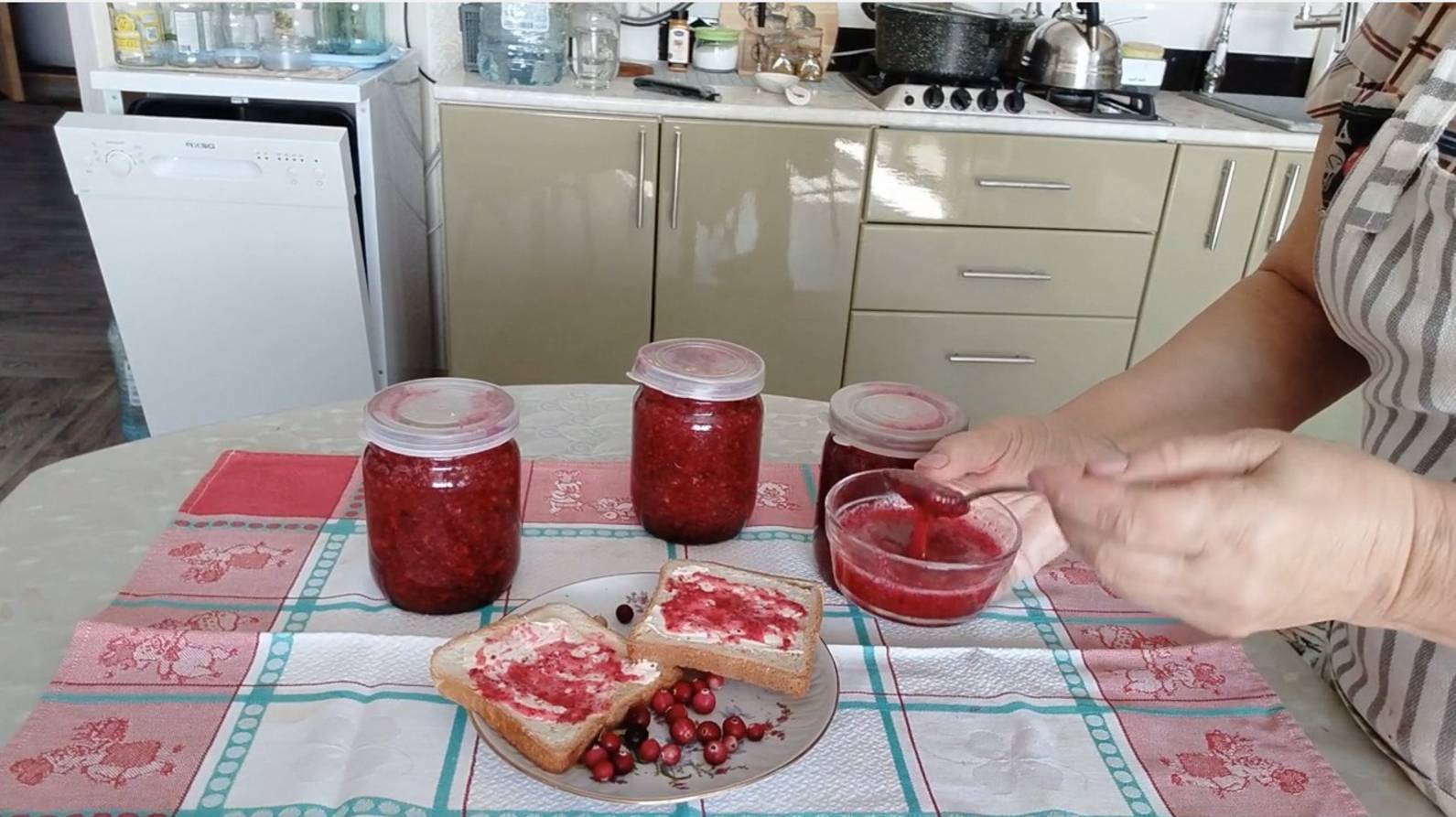 Рецепт клюквы с сахаром на зиму без варки