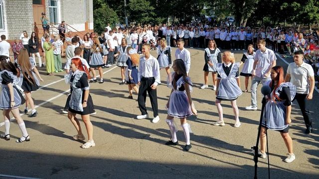 Флешмоб Первое сентября 17 школа