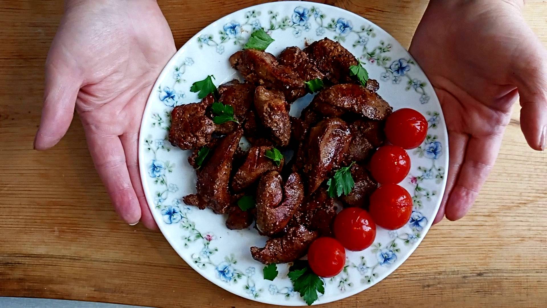 Рецепт жареной куриной печени Как красиво пожарить печень.