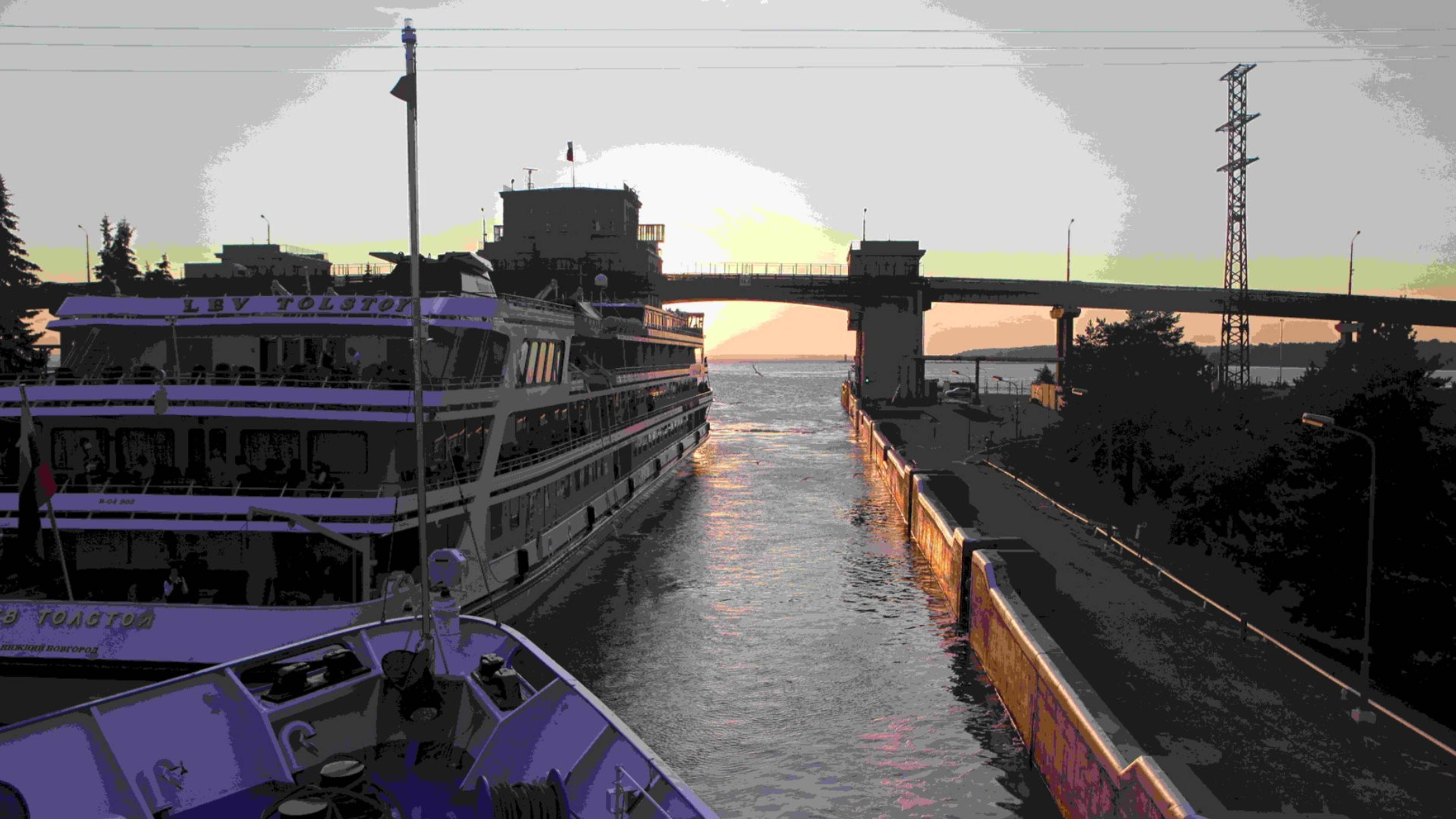 2. КРУИЗ по ВОЛГЕ. КОРАБЛЬ "АНТОН ЧЕХОВ".