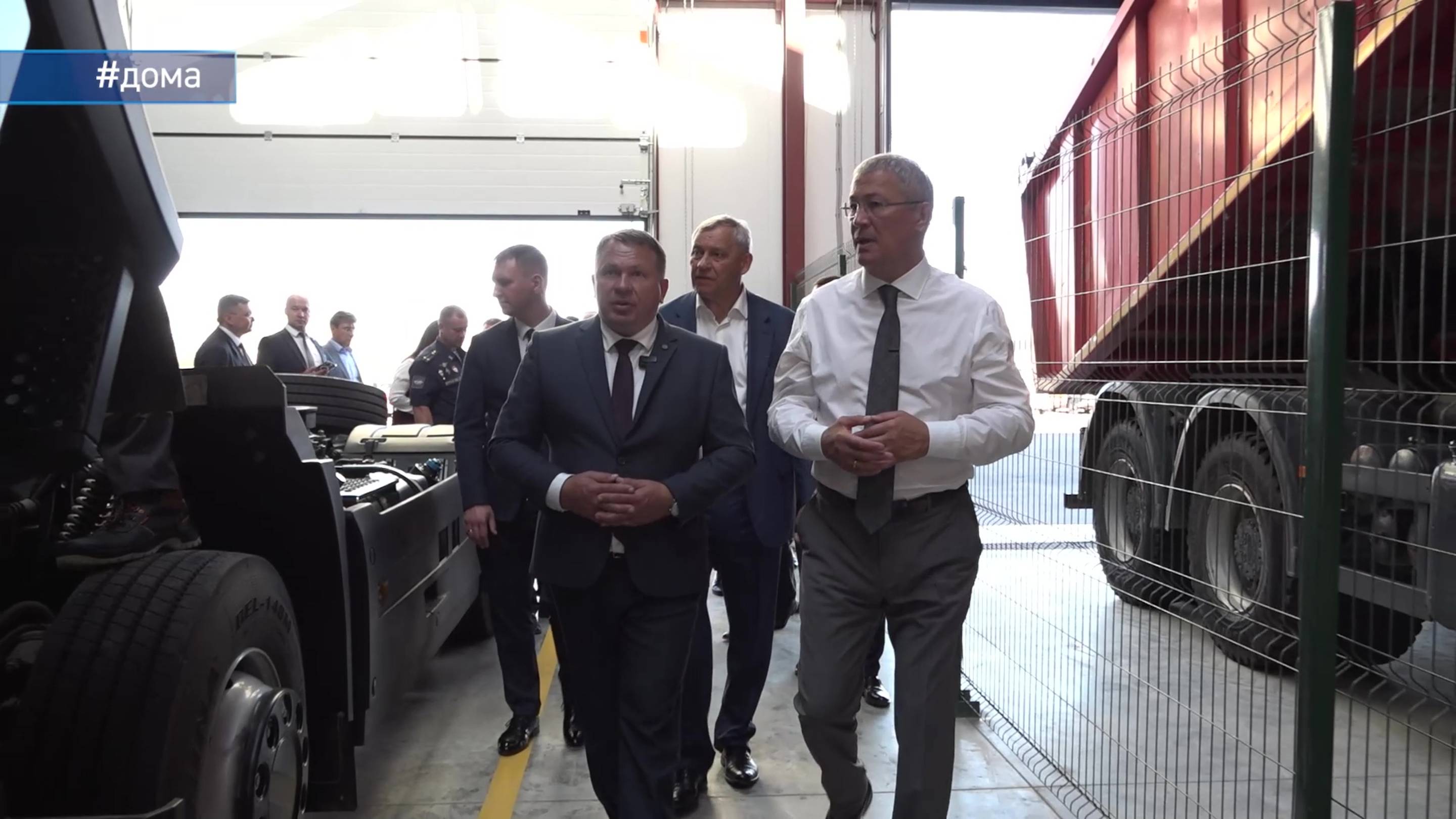 Уфа. Вручение автобусов. Центр белорусской техники. Воскресенский собор. Август 2025 г.