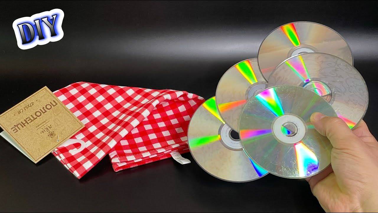 ВЫРЫВАЮТ КРАСОТУ ИЗ РУК😱УТИЛИЗАЦИЯ DVD ДИСКОВ🔊ИГРУШКА НА ЕЛКУ СВОИМИ РУКАМИ