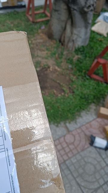 Как происходит процесс выдачи заказов из интернет магазина во Вьетнаме.