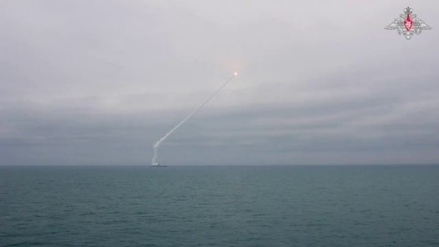 Фрегат «Адмирал Головко» нанес удар ракетой «Циркон» по береговой цели из акватории Баренцева моря