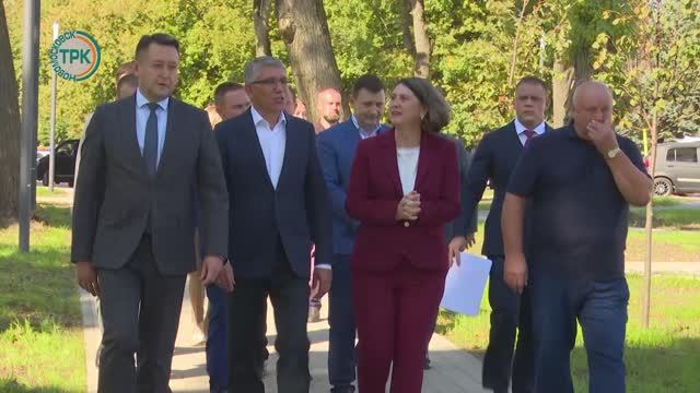 Реконструкция Сквера 30-летия ВЛКСМ завершена: губернатор оценил работы