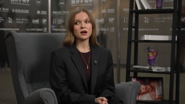 БЛИЦ-ИНТЕРВЬЮ | ИРИНА ДОРОГАНЬ, Fashion Consulting Group | Бизнес-форум RFRF на выставке моды СРМ