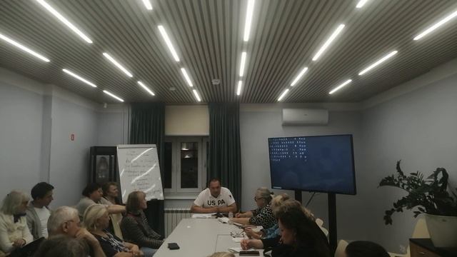 Ответы на вопросы объясняет МАКСИМ ШИЛОВА 13 сентября 2025 года в ПРАФСОЮЗЕ СТОЛИЦА продолжение