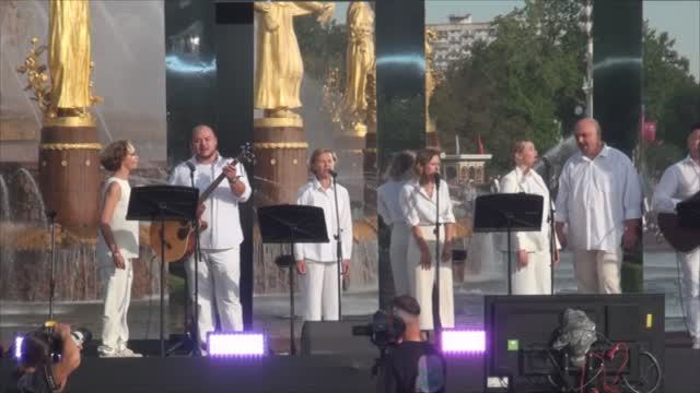 Антон Белов  и артисты Театра на Юго-Западе - «Лучший город Земли»