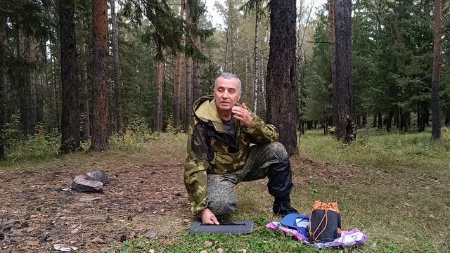 Гамаши фонарики, чтоб ноги не промокали.