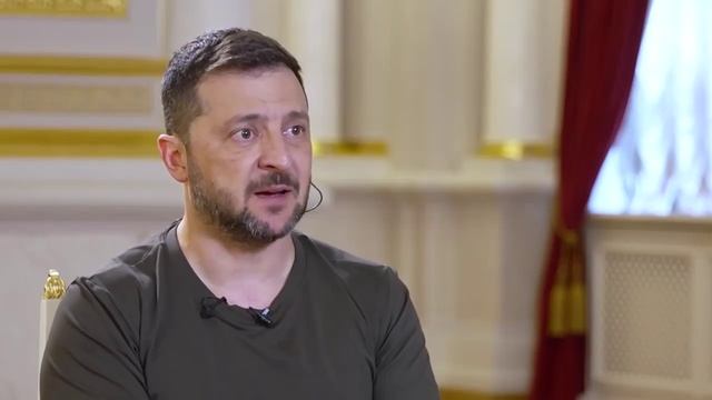 «Европе и США нужно прекратить думать о себе, а больше думать об Украине!» - Заявил Зеленский.