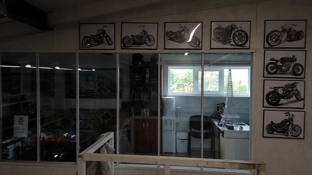 #45 MotoSecond. В разбор Yamaha R6. Художник рисует наш проект.