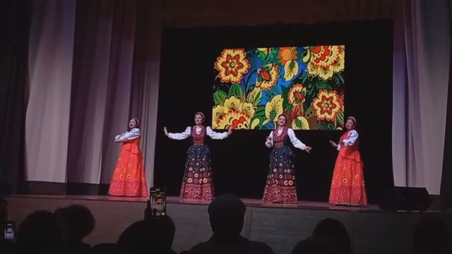 "Гуцулочка": ансамбль "Черноморье" ЦК "Родина" (г. Анапа, 07.09.2025)