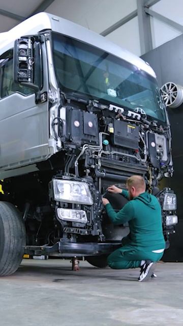 Новая жизнь старого друга или ремонт тягача MAN. Опыт vklogistik