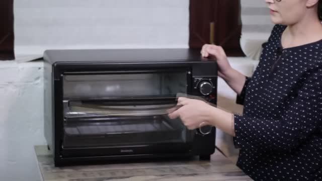 Обзор печи BBK OE3070M. Рецепты безе, греческого хлеба и как правильно насадить курицу на вертел