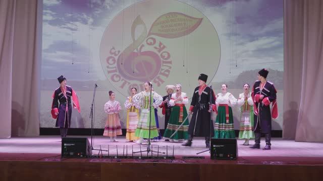 Старинная игра Зайчик. Ансамбль Родничок Кубани. 2022 г. 4K(UHD).