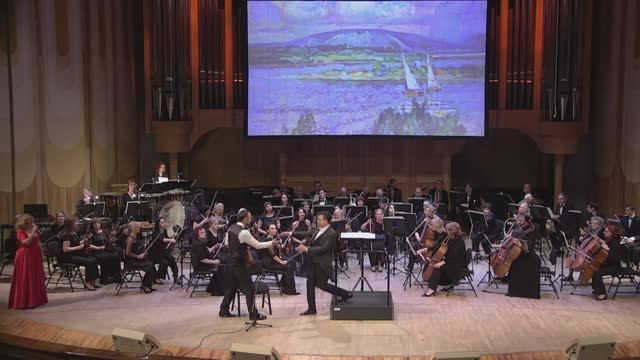 Е. Тростянский "Гротеск и размышление". Играет Дмитрий Буцыков (балалайка) в сопровождении оркестра