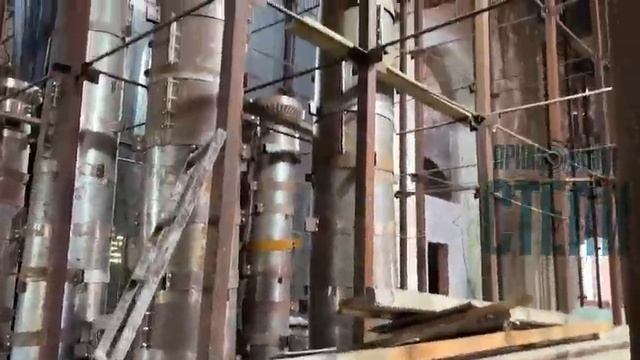 В Ейске на строящийся кафедральный собор установили центральный купол и крест