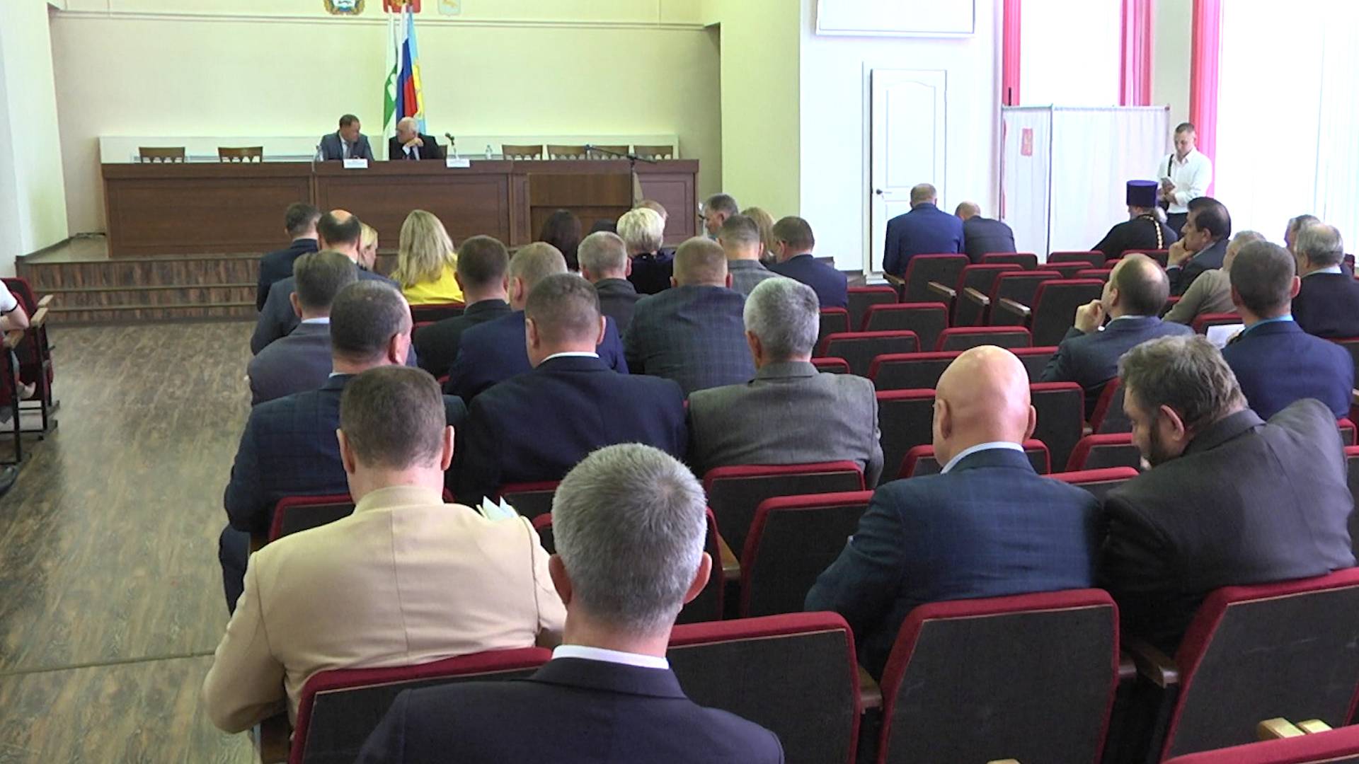 Первое заседание Шадринской городской Думы VIII созыва (2025-09-19)