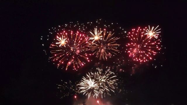 Фейерверк на ваш праздник 12