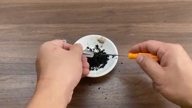 Положите СОЛЬ и УГОЛЬ в кастрюлю! Вы не поверите, что произойдет!