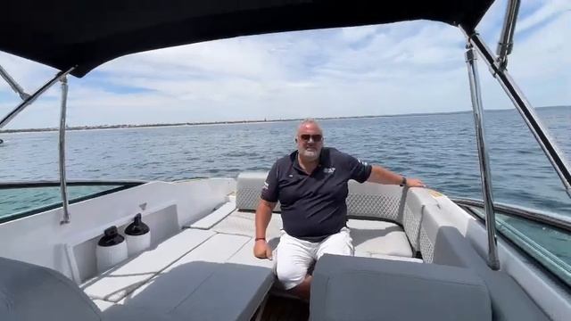 Катер Flipper 700 DC: комфорт бизнес-класса за разумные деньги | Yachts Expert