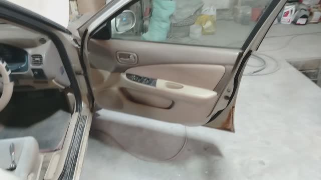 Как снять обшивку двери Ниссан Санни