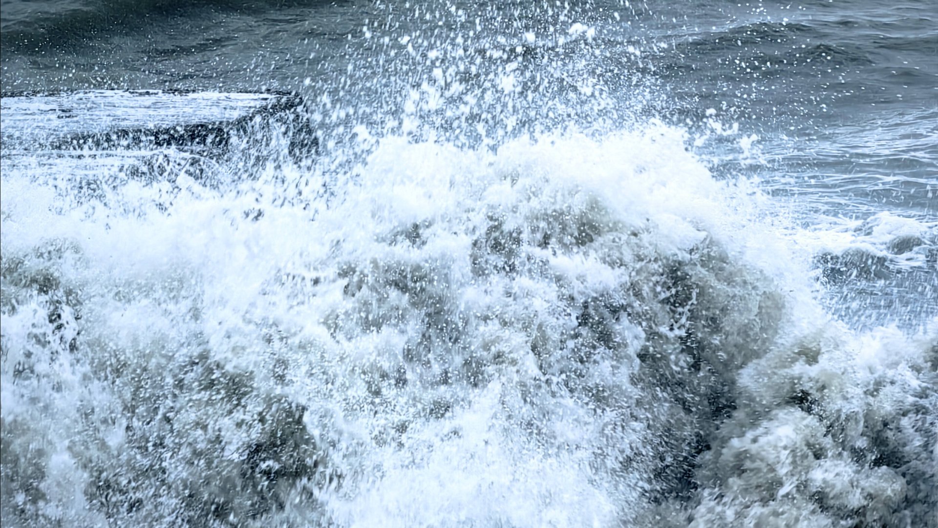 Шторм в Сочи сегодня, 19 сентября 2025