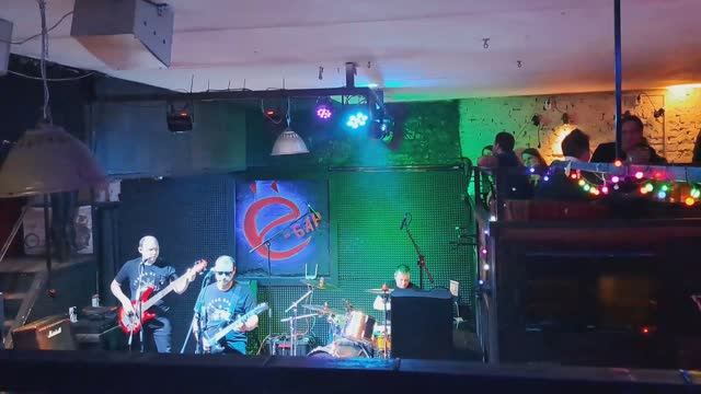 Святая Правда Дамочка с собачками концерт