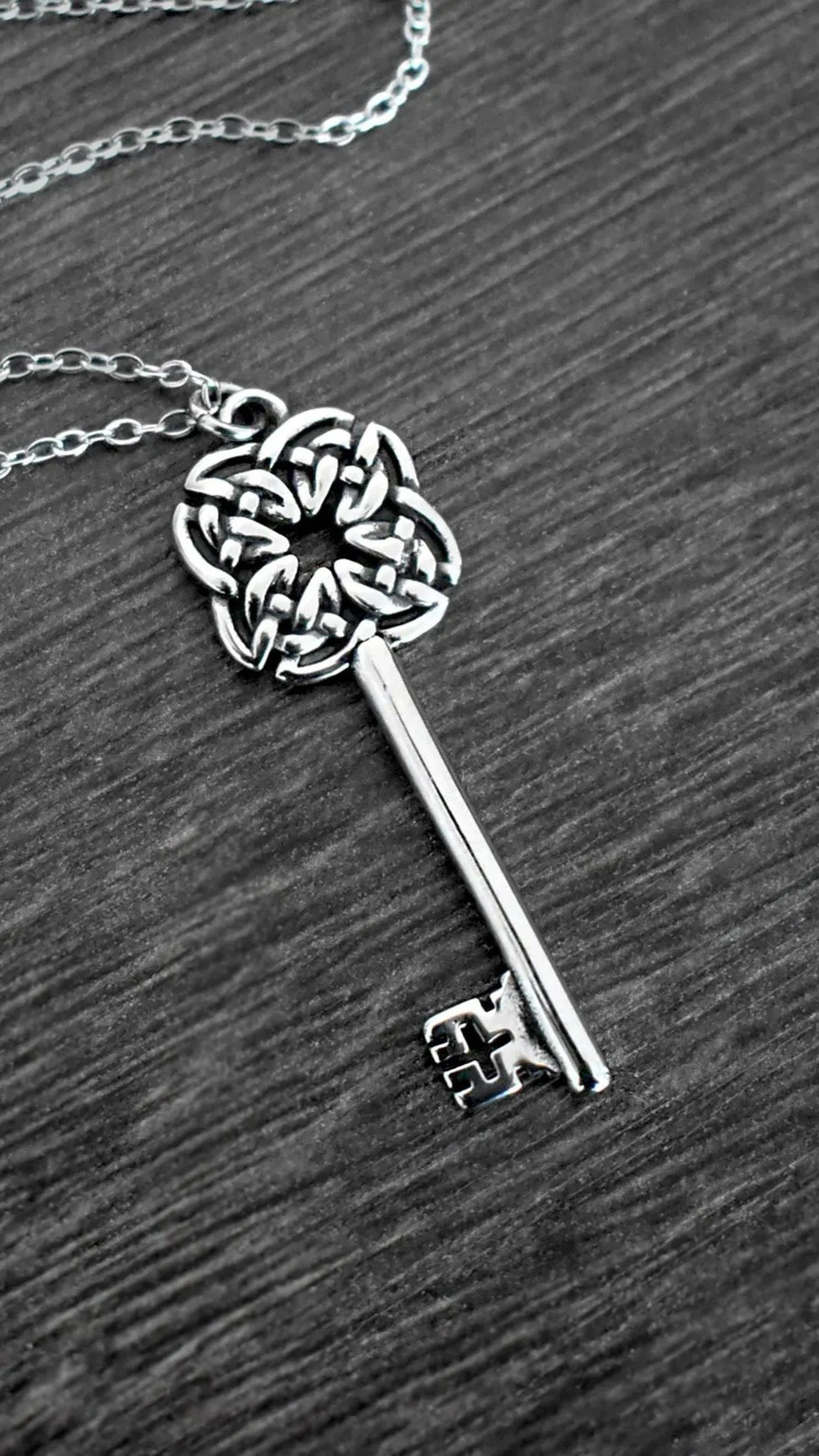 Кулон-талисман "Счастливый ключ - Клевер" от StarfallShop