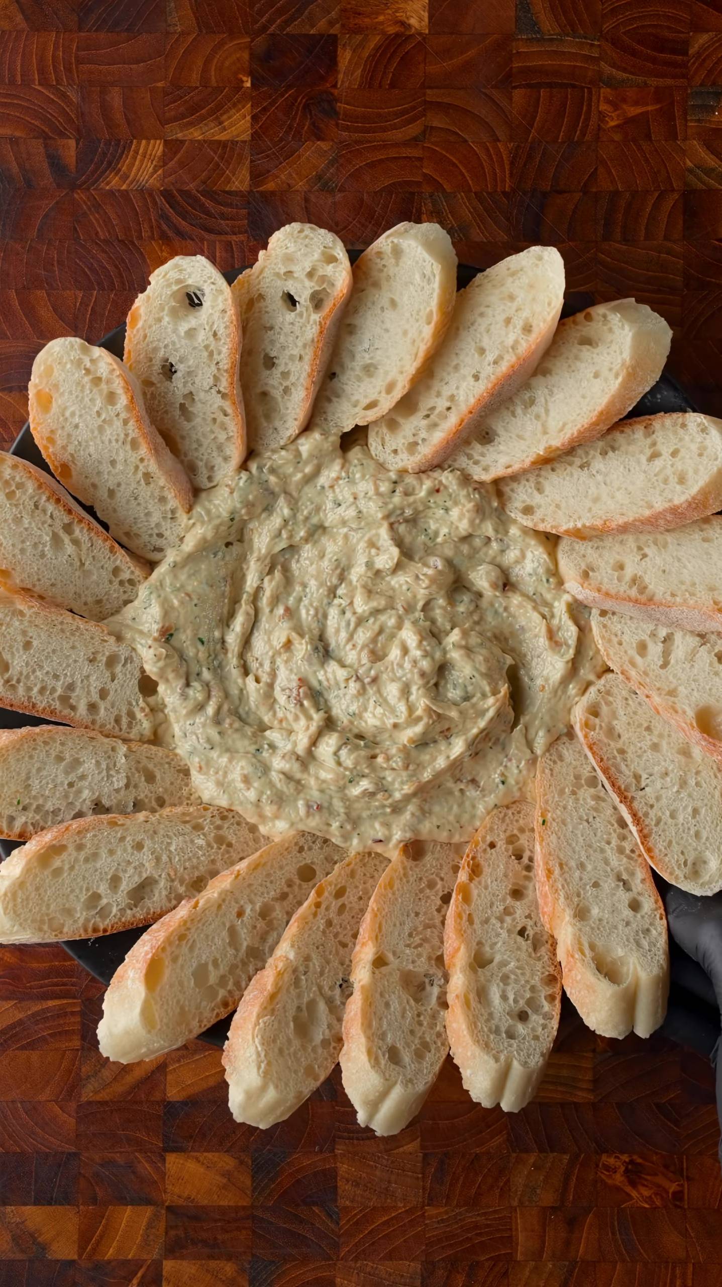 Чесночный соус, пальчики оближешь