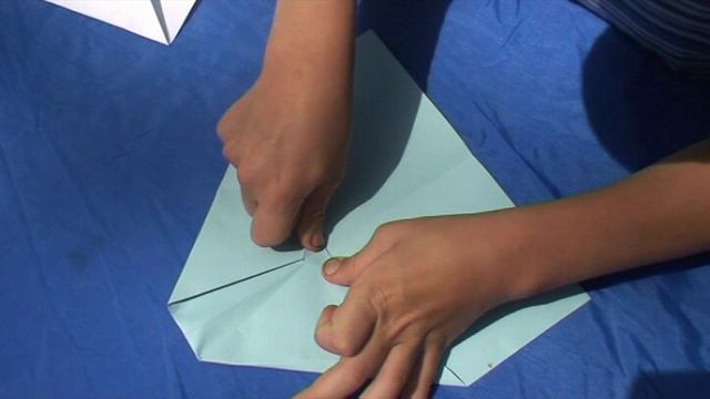 Оригами для всех, всех, всех. Самолётик