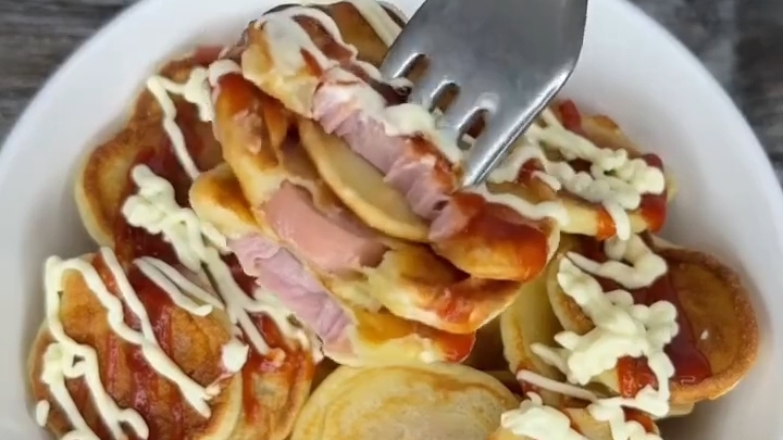 Нереально вкусные и простые СОСИСКИ в тесте за 5 минут...🌭😋