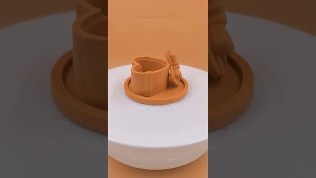 ПОДСВЕЧНИК ИЗ ГИПСА СЕРДЕЧКО