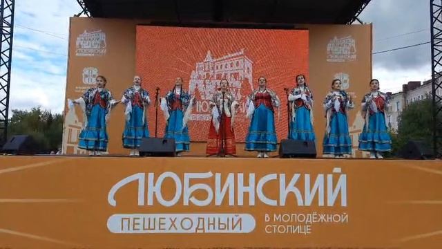 «У нас по улице ветер»