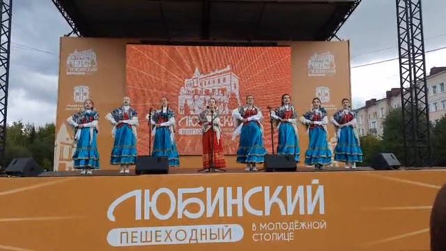 «Едут казаки»